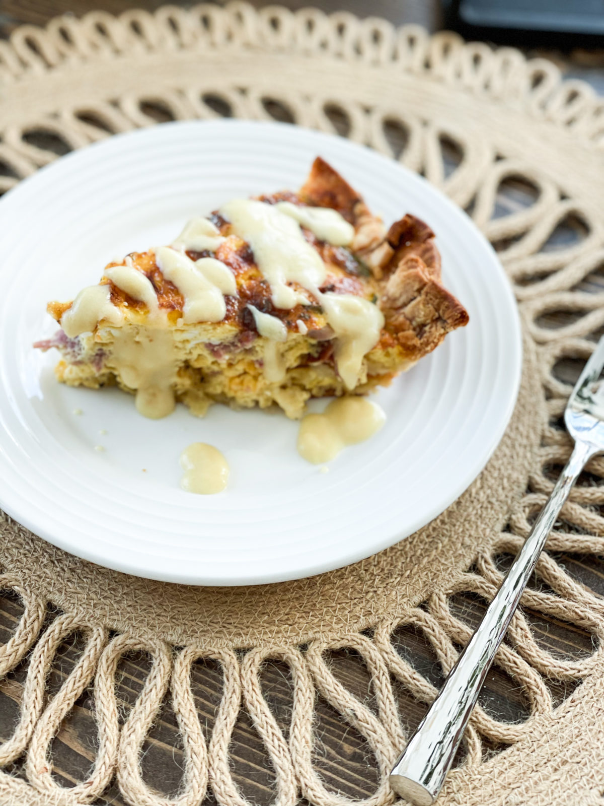 Eggs Benedict Quiche | The Sassy Barn